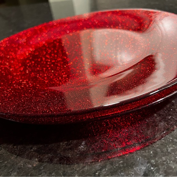 Pier 1 | Dining | Pier Red Glitter Charger Plates | Poshmark